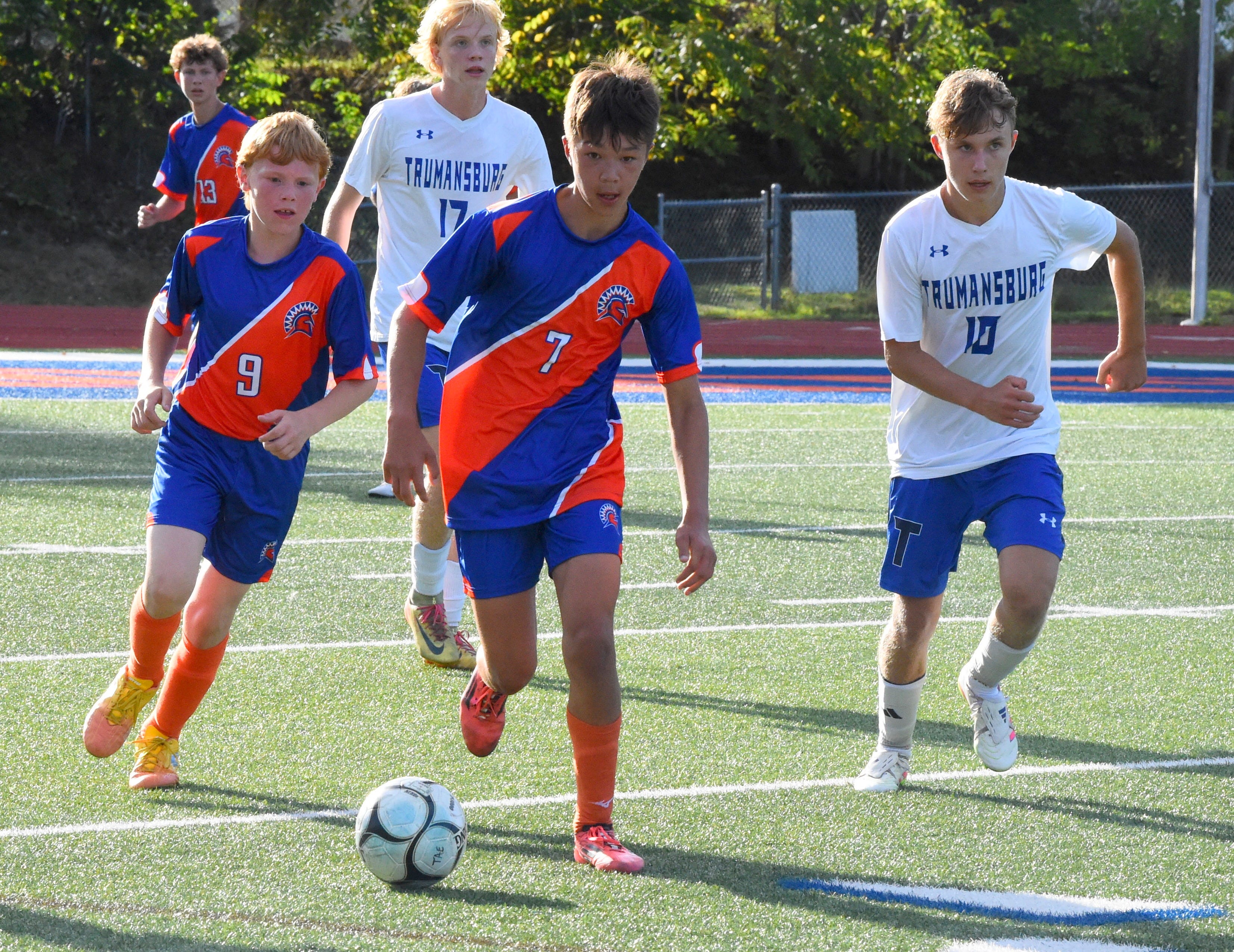 Boys varsity soccer at Edison returns after nearly 100-year hiatus