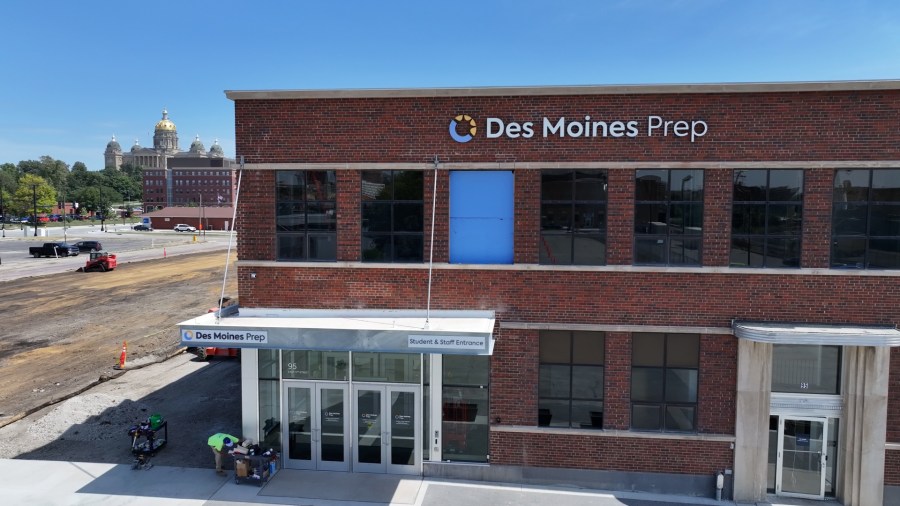 Des Moines Prep opens as city’s first charter school