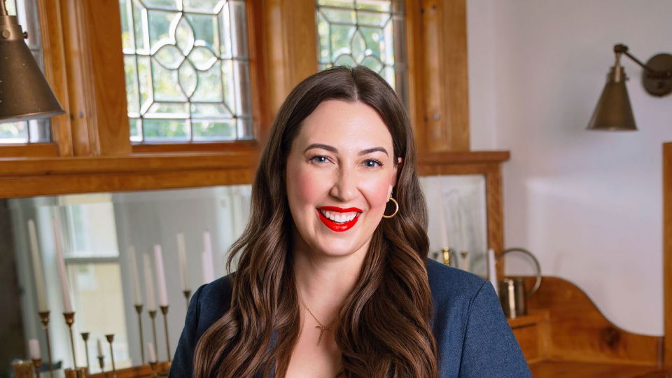 Iowa Democrat Catelin Drey flips state senate seat to break GOP supermajority, CNN projects