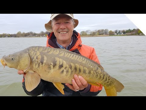 Carp Fishing using a Bolt Rig (Common Carp and Mirror Carp!)