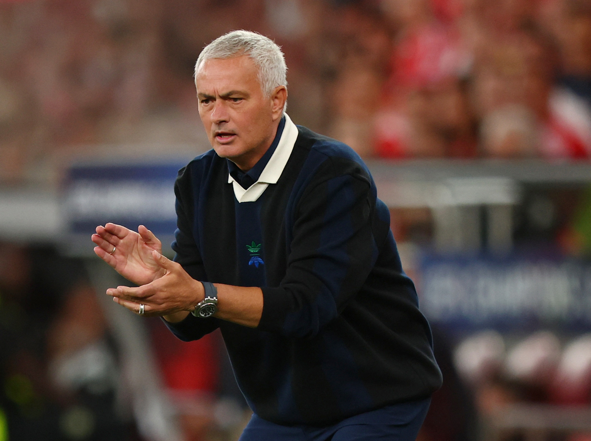 천하의 모리뉴 ‘6년 연속 UCL 무산’···페네르바체, 벤피카에 PO패 ‘SON과 함께한 토트넘이 마지막’