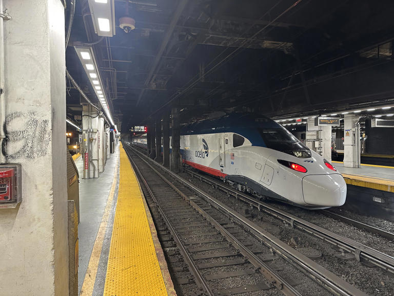 First look inside Amtrak’s new Acela, featuring modern seating, faster ...