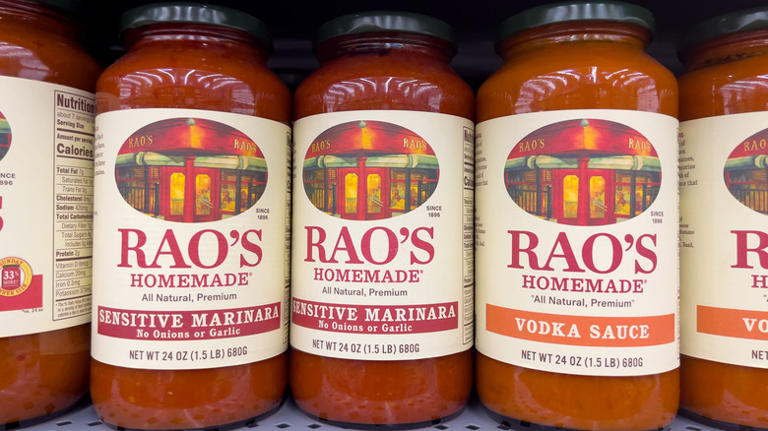 Why Rao's Sauce Is So Expensive Compared To Other Brands