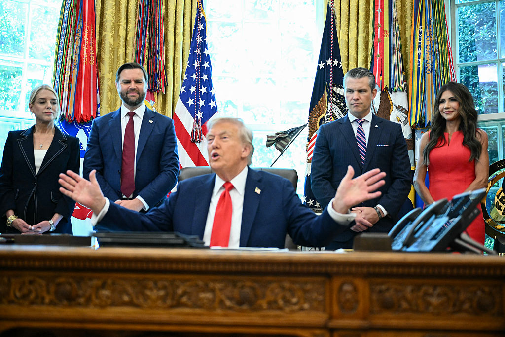 ‘MAGA Will Collapse’: People Say Trump’s Base Would Never Take Orders ...