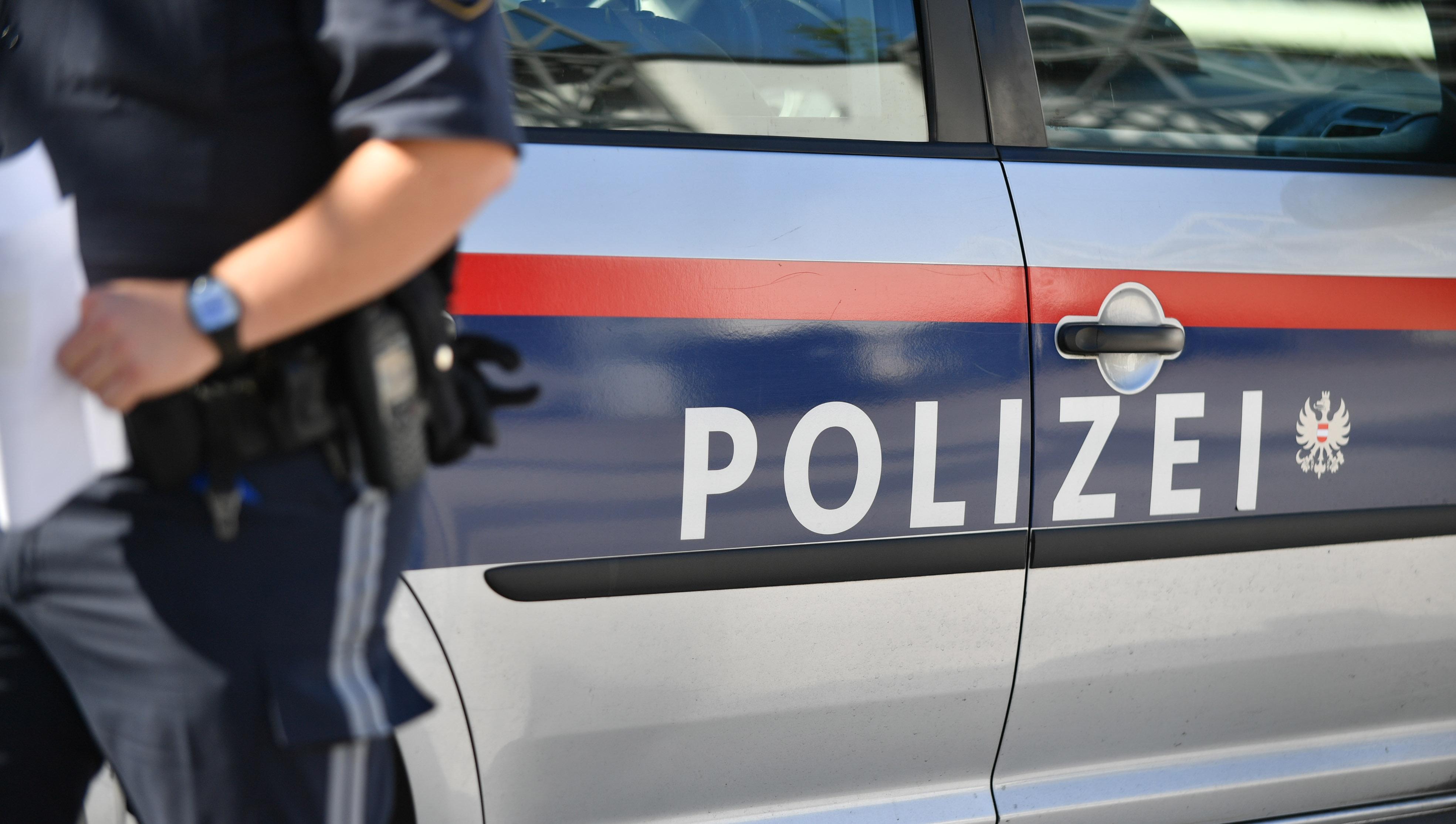 Kind im Kofferraum: Polizei befreit Zweijährigen in Wien