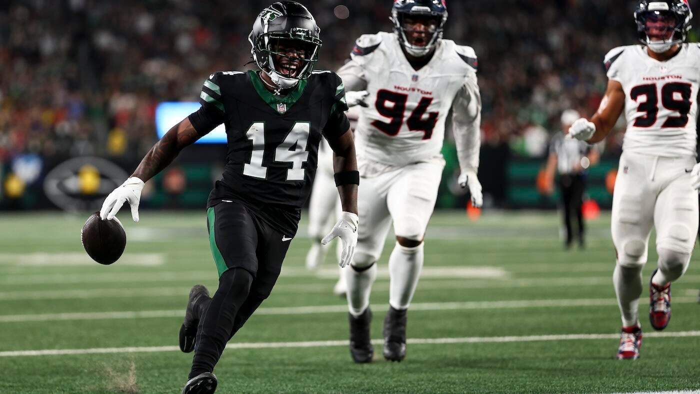 Browns sign WR Malachi Corley, self-proclaimed 'YAC King,' to practice ...