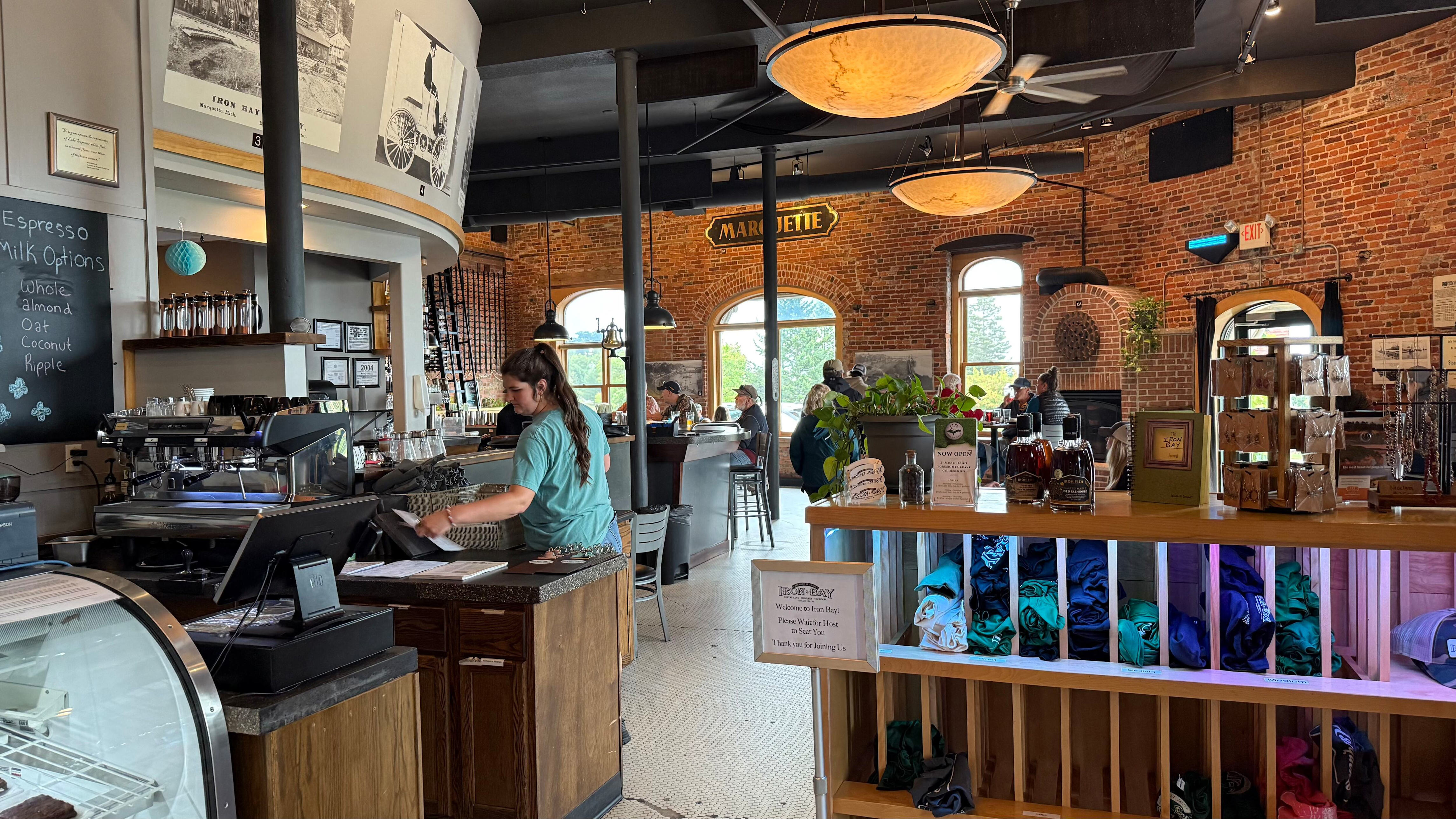 Marquette businesses see changes as school starts