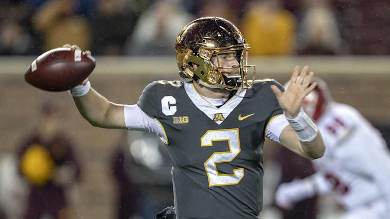 What are realistic expectations for Drake Lindsey's first career start?
