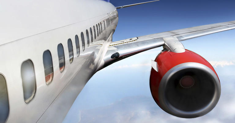 Shock Moment Boeing Plane Engine Bursts Into Flames, Sparking Emergency Landing as Passenger ...