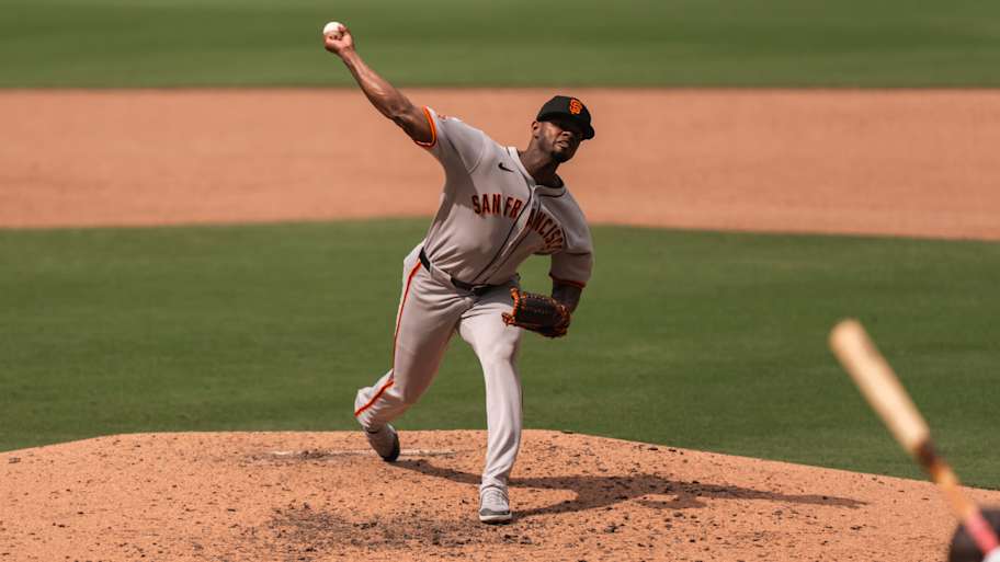 New hard-throwing SF Giants reliever can step into spotlight after ...