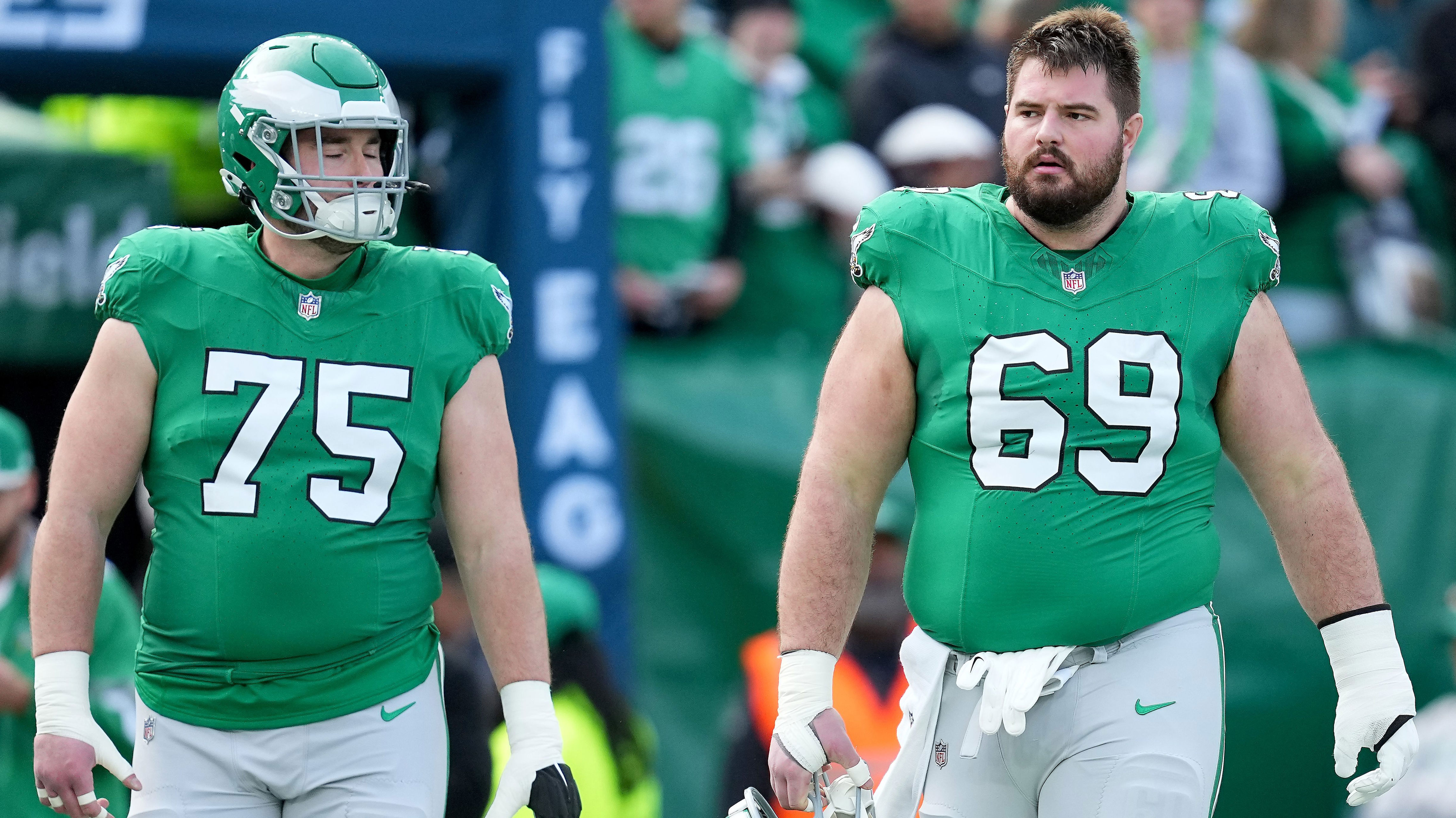 Eagles Add Undersized Offensive Lineman Dealing With an Injury in ...