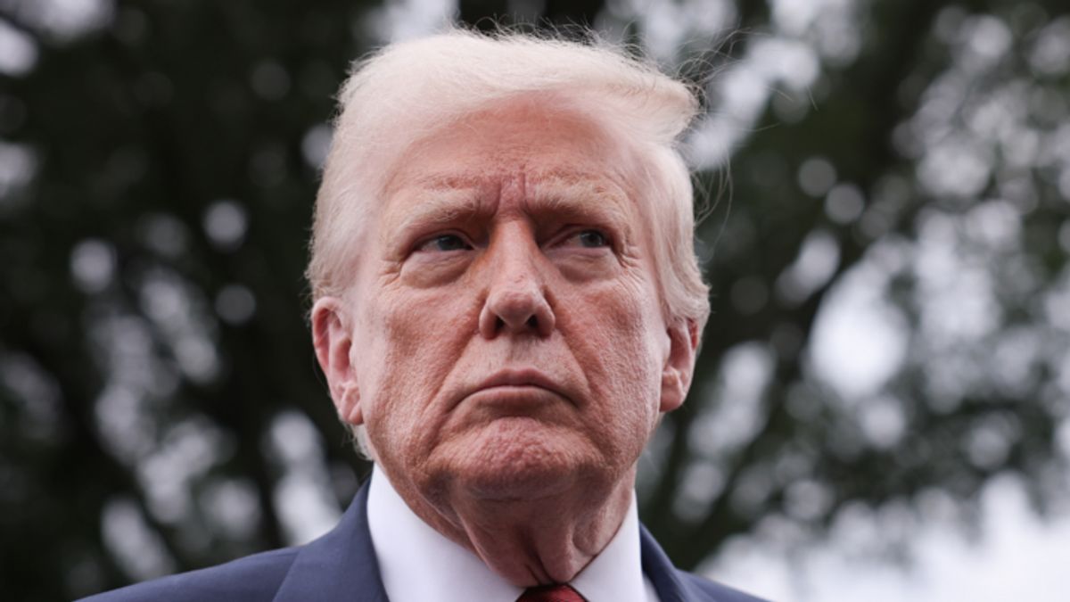 Breaking down rumor Trump only has 6 to 8 months to live