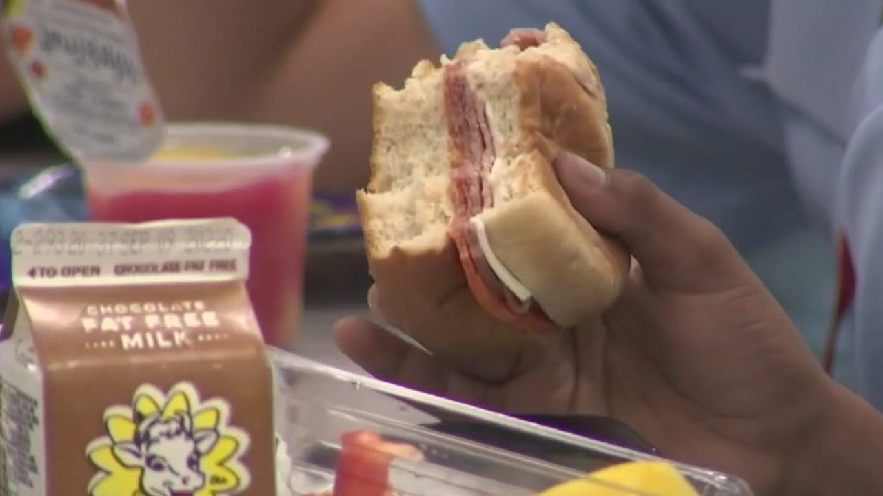 California to decide on bill to ban ultra-processed foods in school
