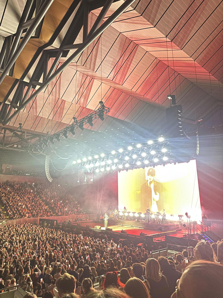 The moment cheers turned to tears of grief as Alex Warren sang to ...