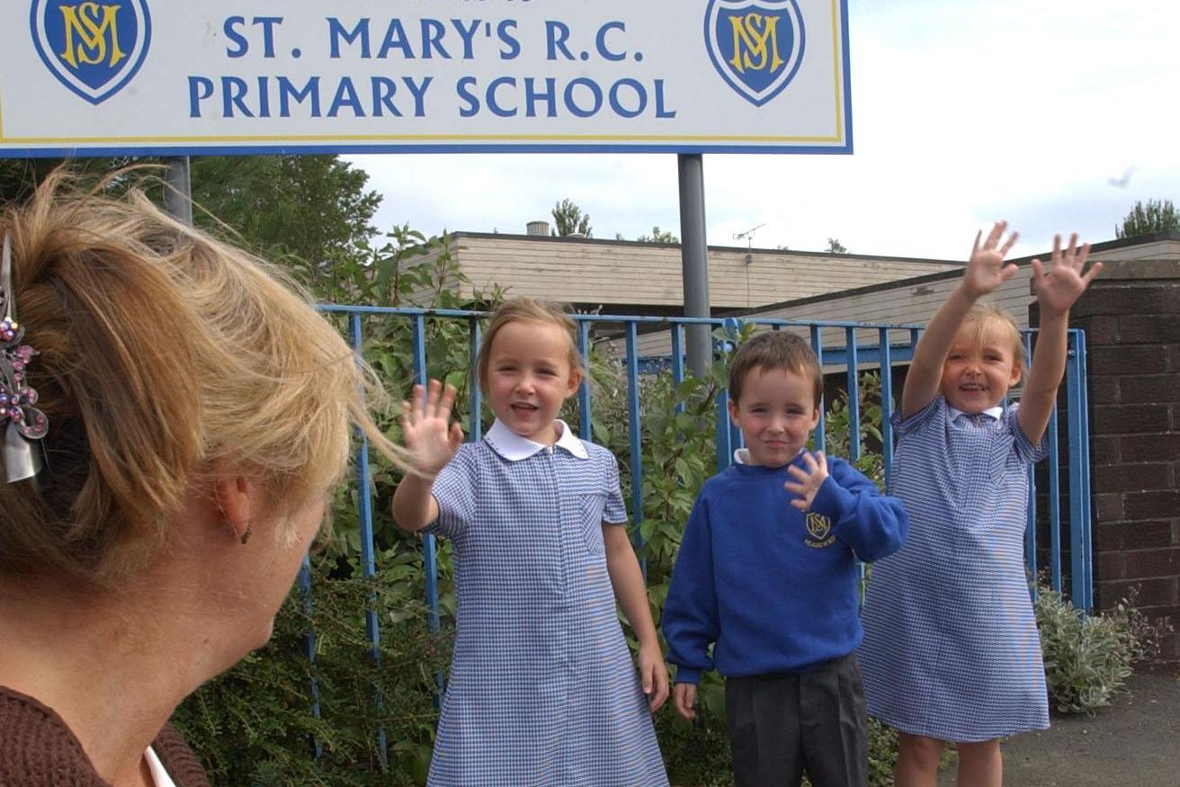 The Sunderland mums who waved their kids off for their first day at ...