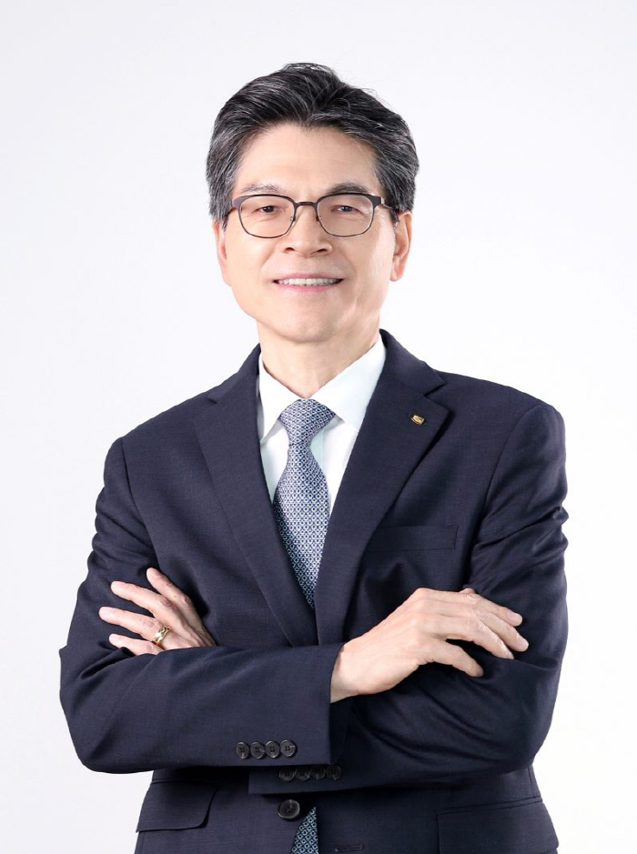 Professor Min Chang-ki was appointed as Vice-Chancellor and Medical ...