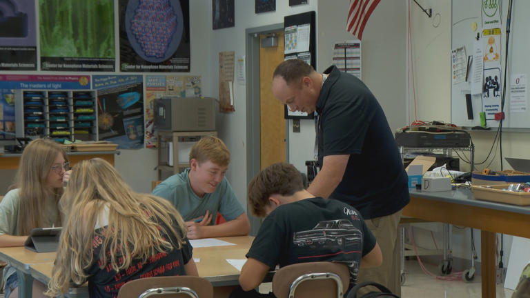 Omaha Westside schools incorporate AI into lesson plans, teacher workflow