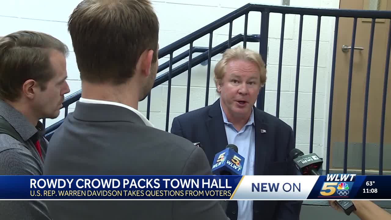 Rowdy crowd packs town hall as U.S. Rep. Davidson takes questions from ...