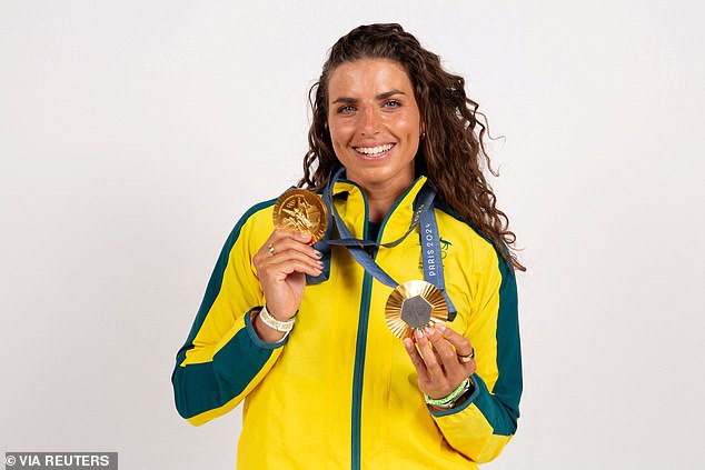 Aussie Olympics superstar Jess Fox drops cancer bombshell as she ...