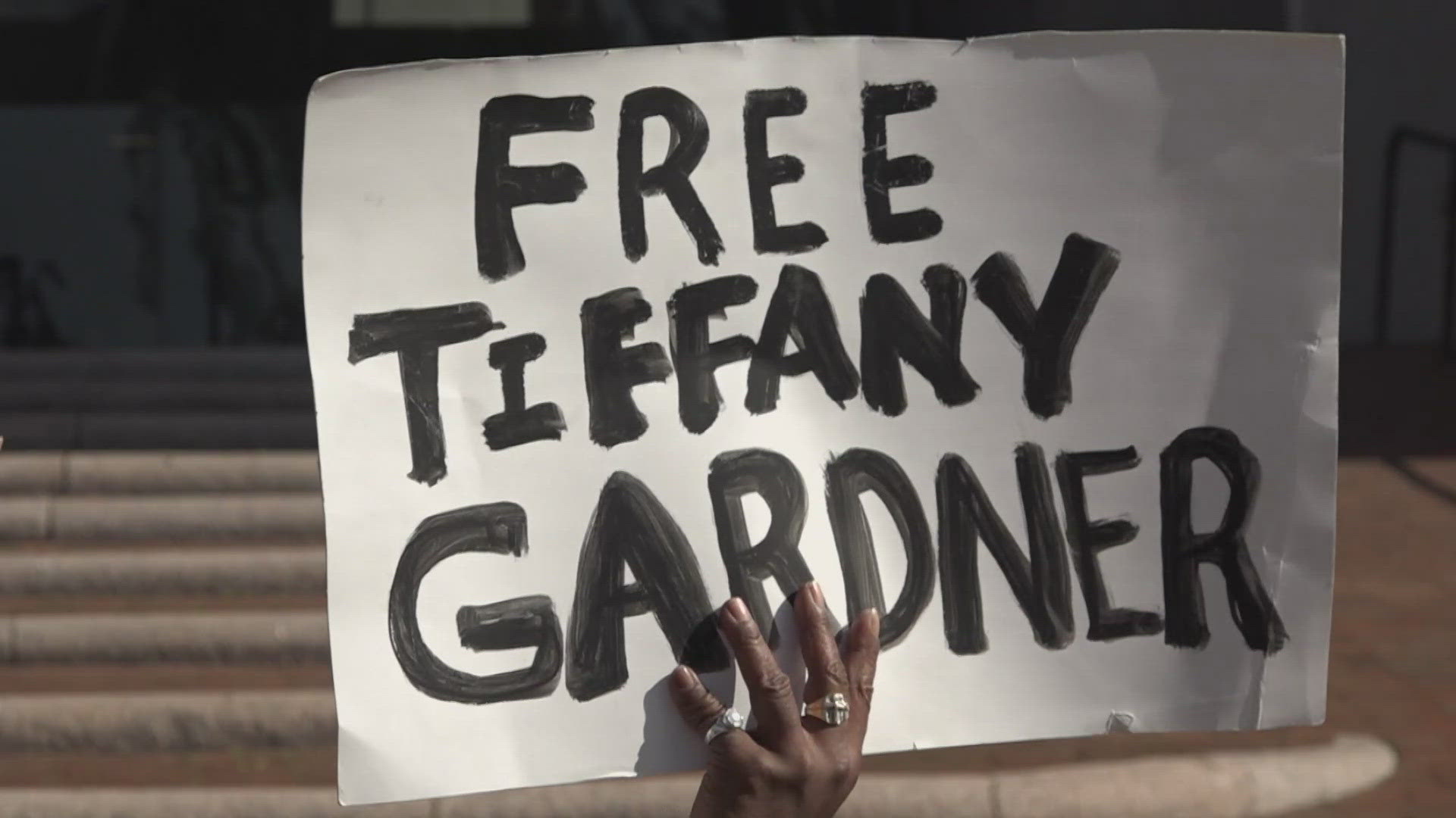 Family of Tiffany Gardner calls for her release from prison, claiming ...