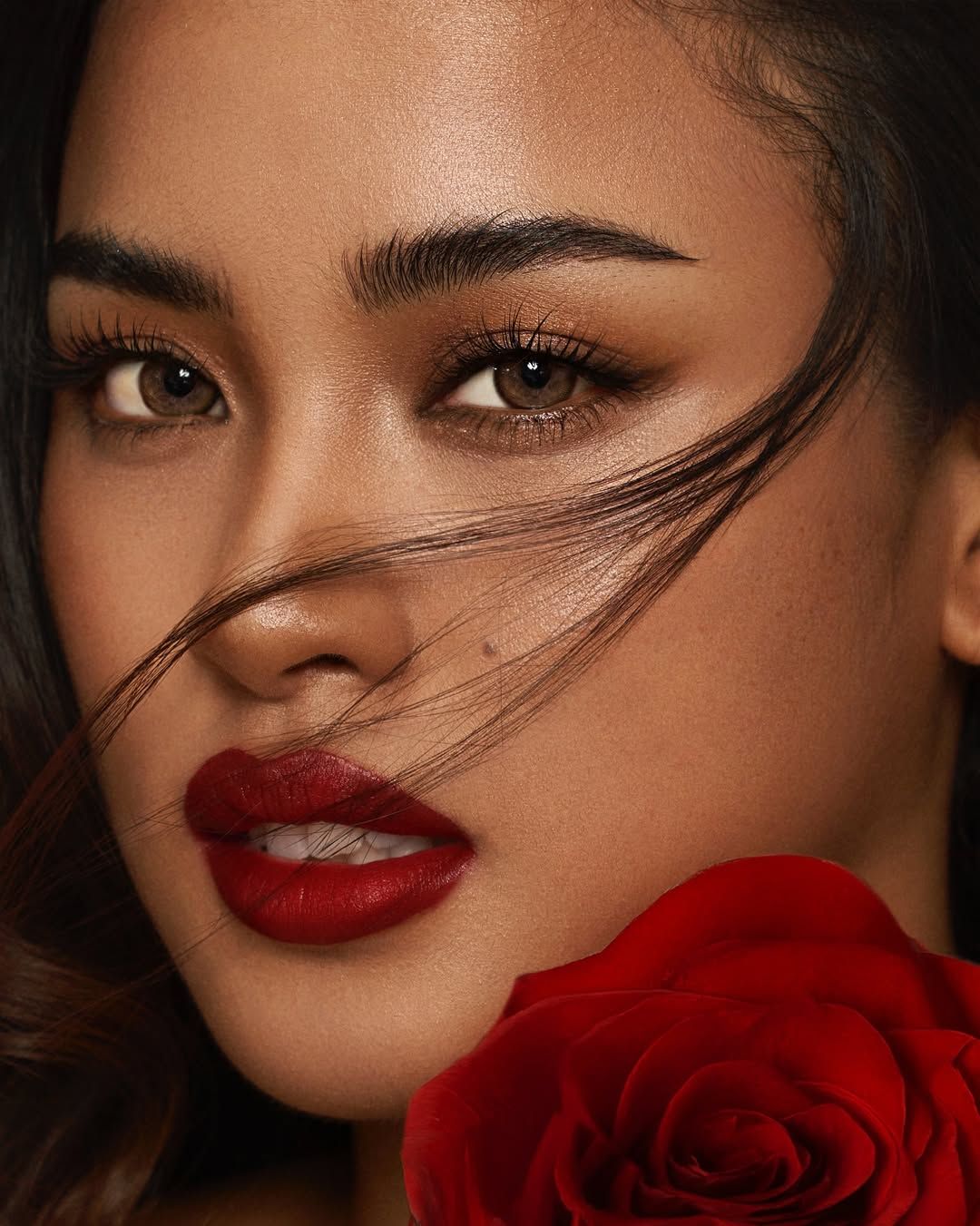 Shuvee Etrata Is a New Morena Beauty Icon, And She's Our Latest Girl Crush!