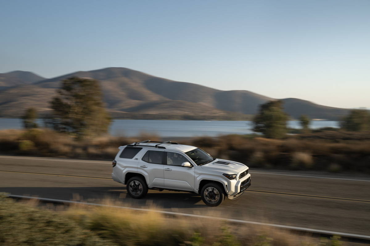 Toyota Drops Rugged 2025 4Runner Lease Deal for September