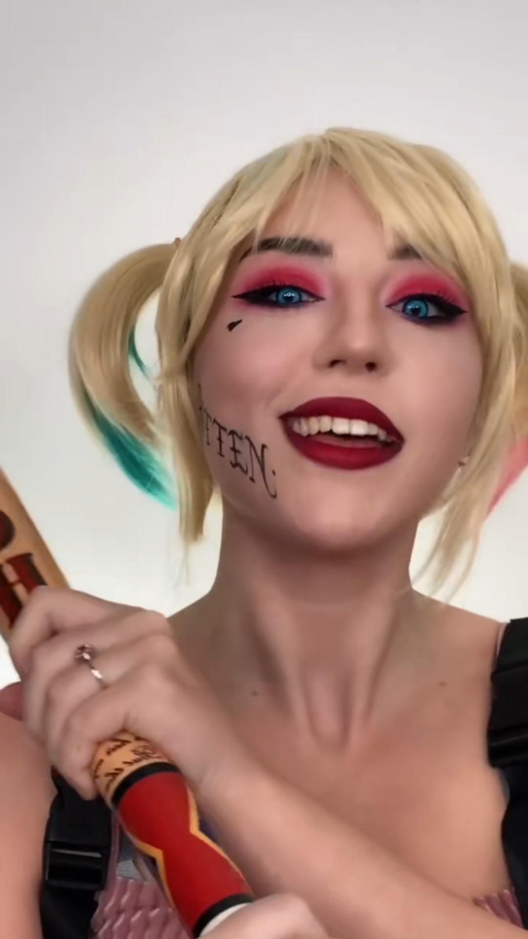 Harley Quinn Transformation – Creative Makeup Collaboration