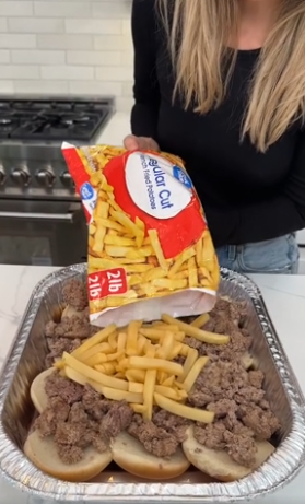 Why This Cheeseburger Casserole Is Next-Level Genius