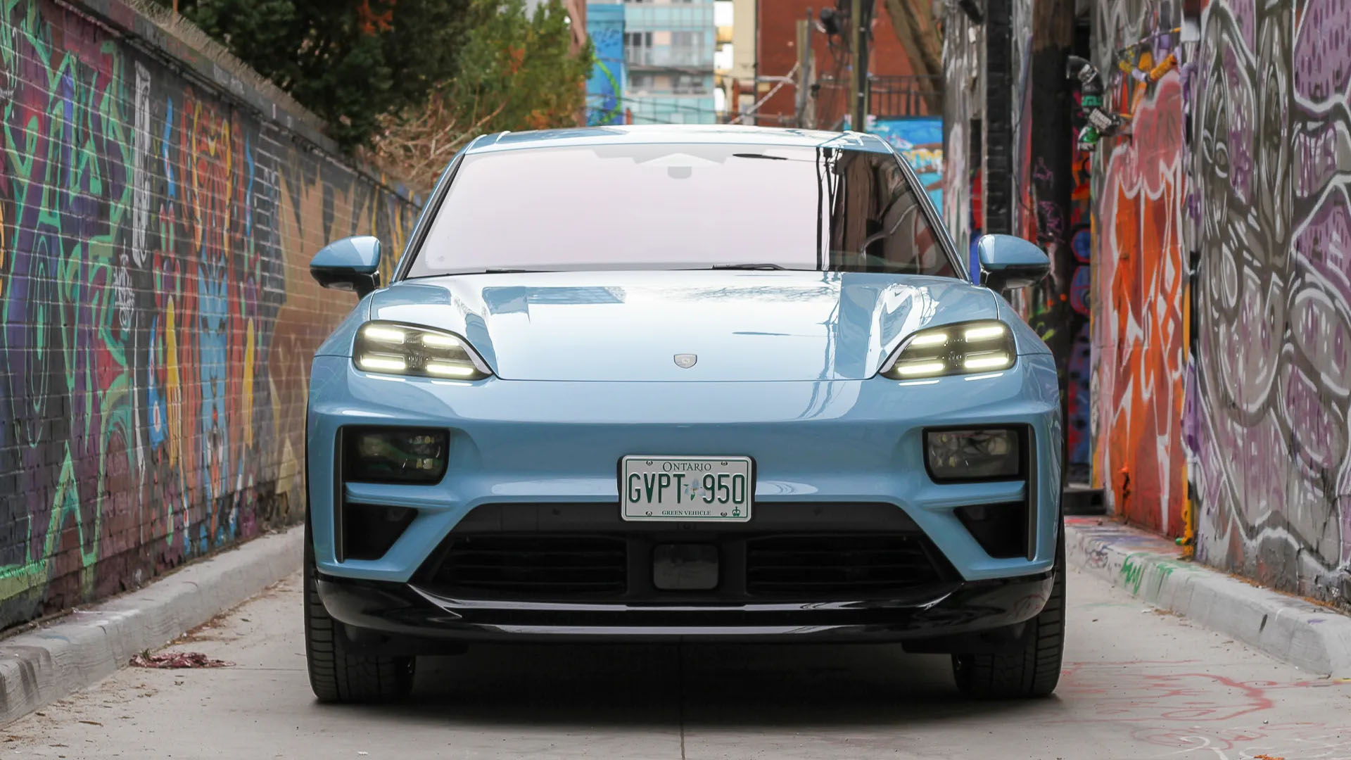 Porsche Bails on Electric Future, Shifts Focus to Hybrids: TDS