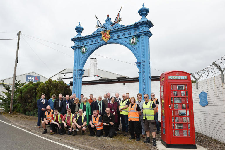 Newly restored Carron made K6 phone kiosk highlights Falkirk's ...