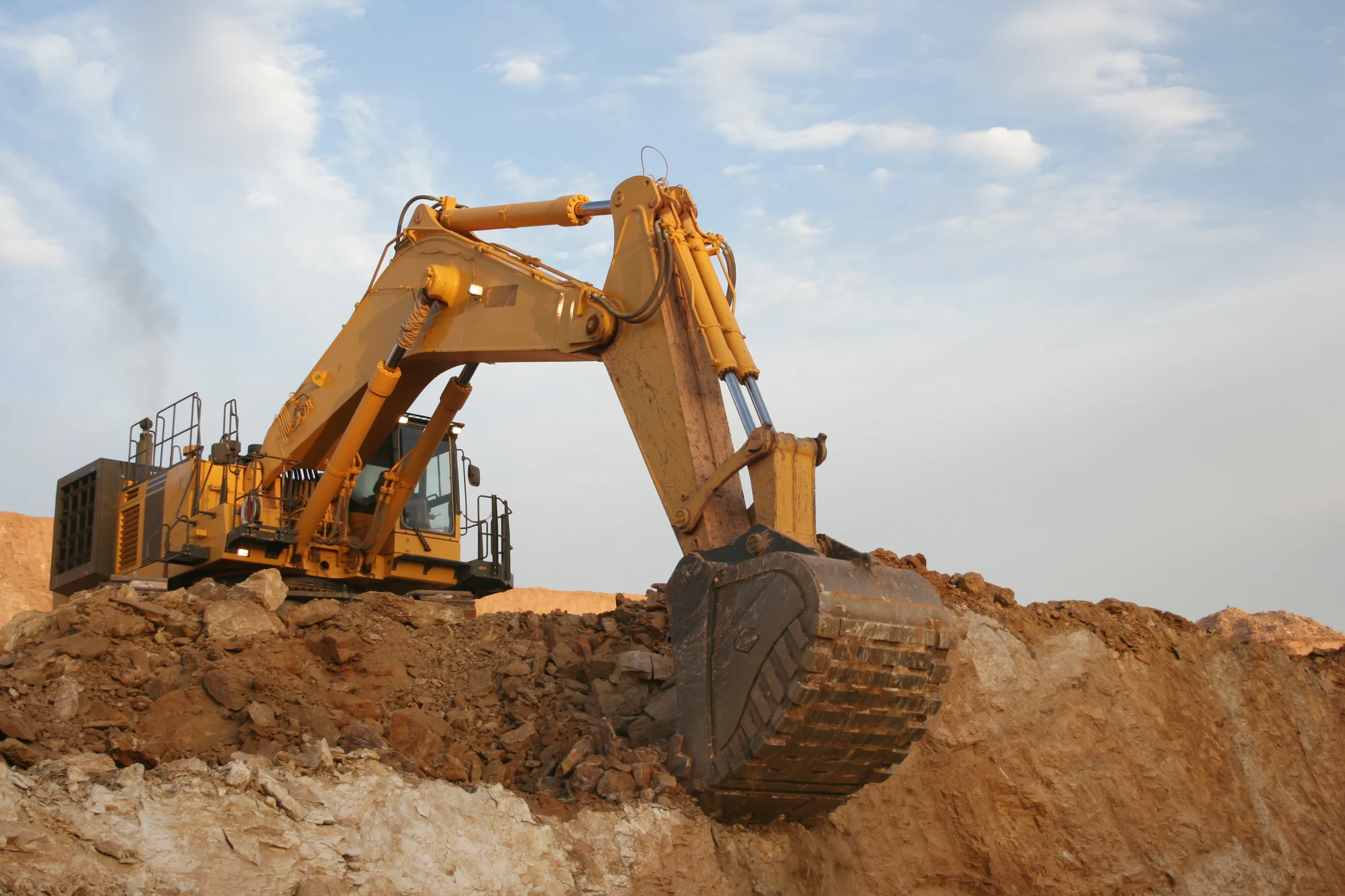 The Smartest Mining Stocks to Buy With $100 Right Now