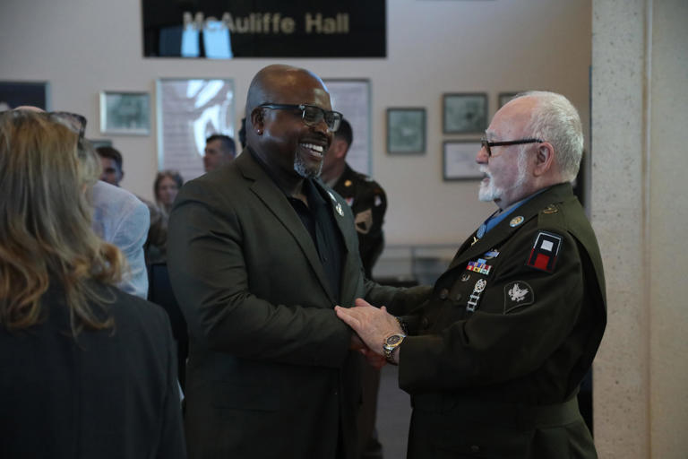 Vietnam veteran inducted into Ft. Campbell Medal of Honor Rotunda ...