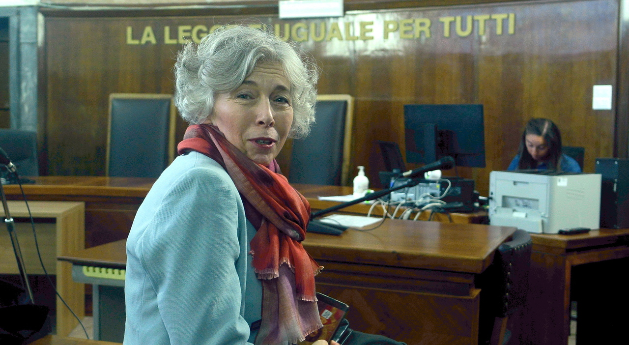 Irene Pivetti: «Dopo la condanna non avevo soldi per la spesa, ho fatto ...