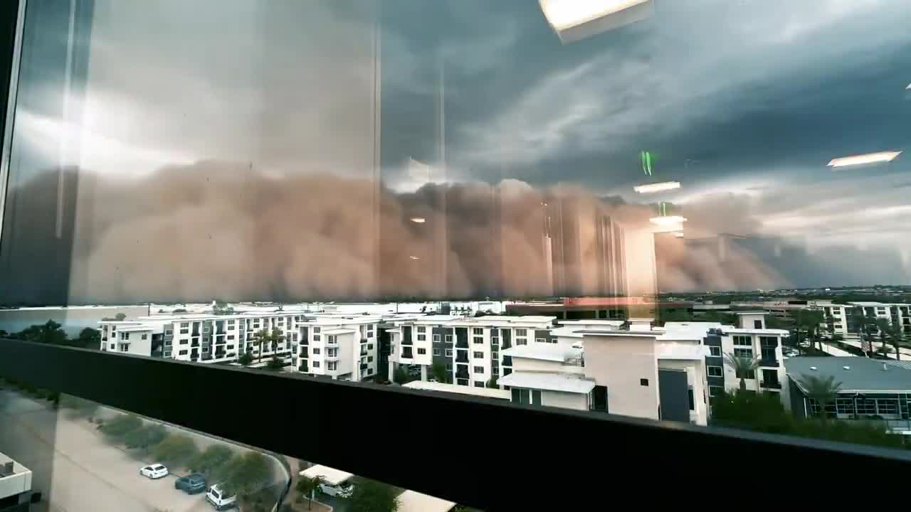 Timelapse of haboob dust storm in Tempe, Arizona, USA