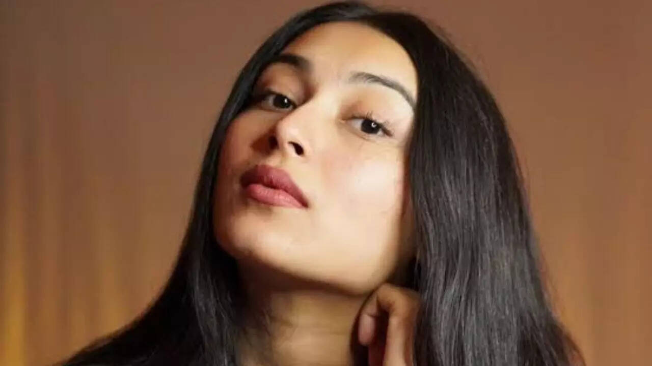 Splitsvilla X5 winner Akriti Negi to join Arjun Bijlani, Dhanashree ...