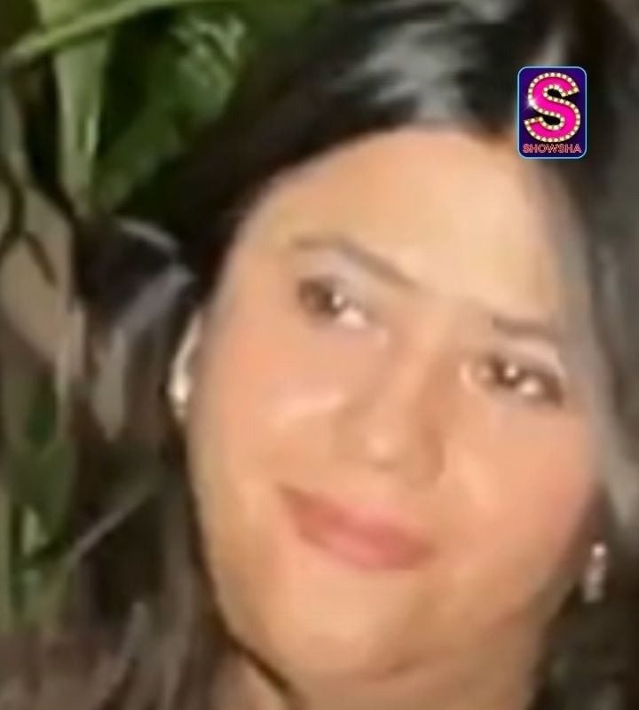 Ekta Kapoor spotted at Bandra for Ganpati darshan