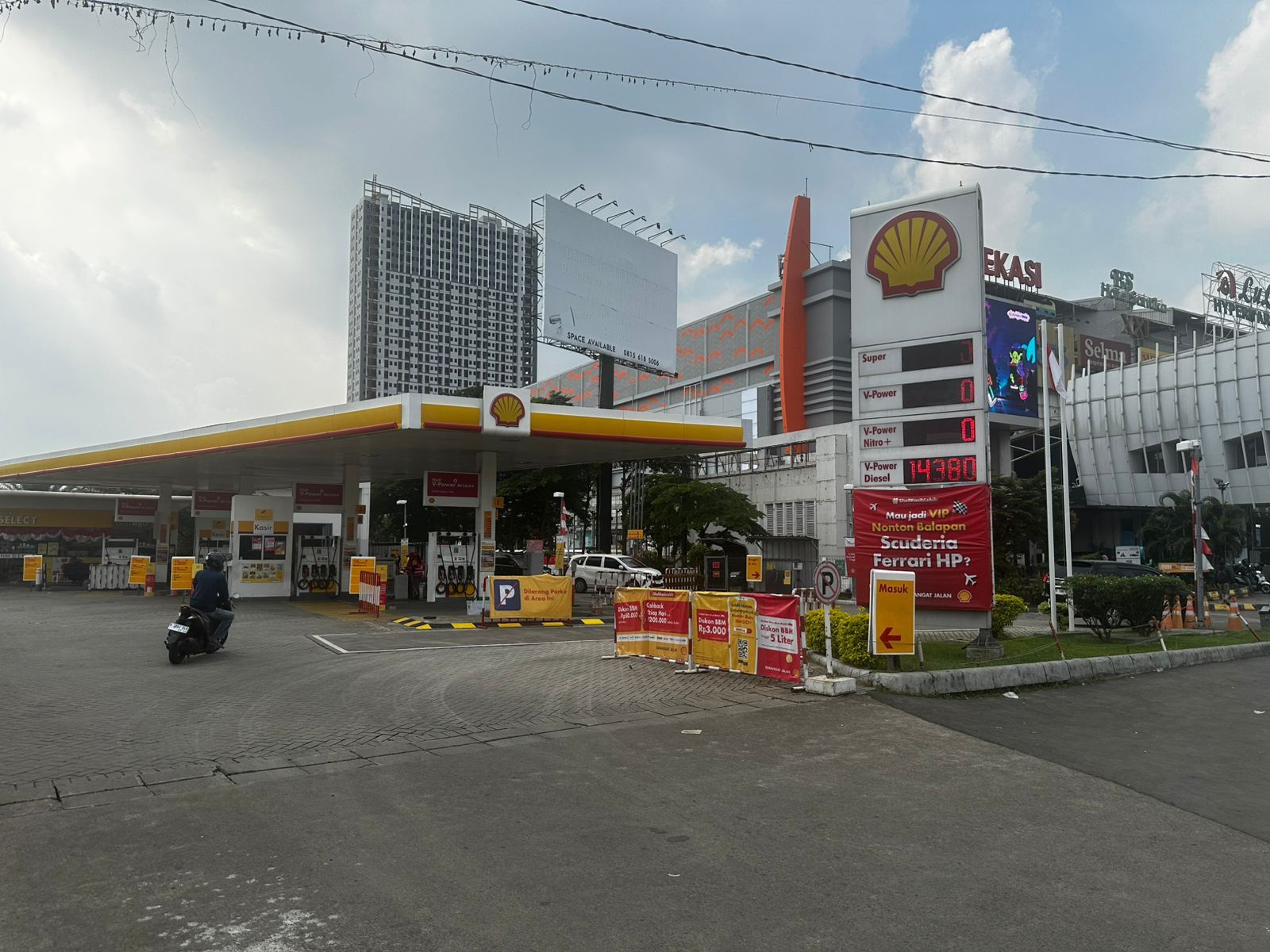 Waduh, Stok Bensin Shell di Bekasi Kosong, Cuma Ada Ini Doang