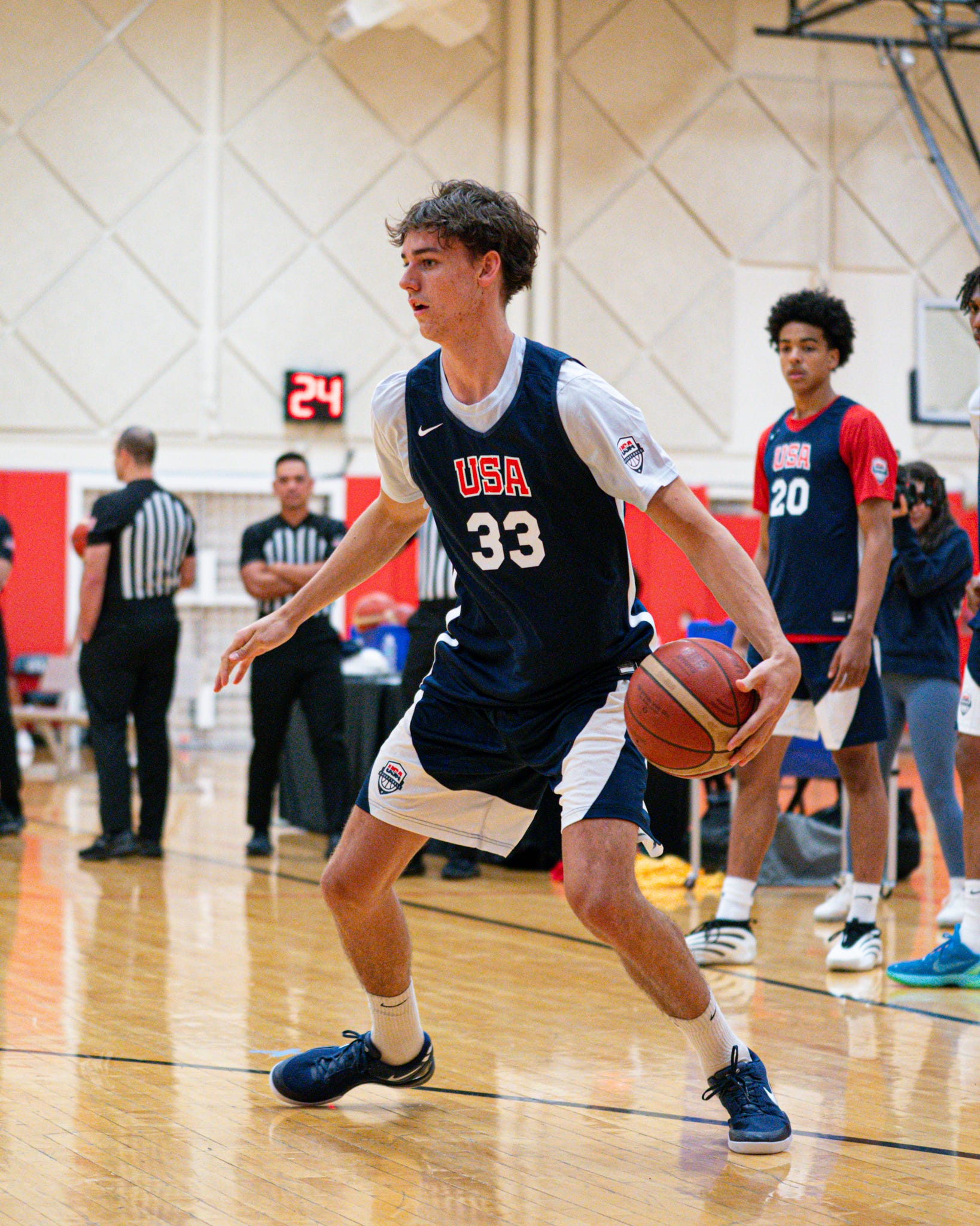 Where is Alabama basketball in recruiting race for 4-star Cole Cloer, 5 ...