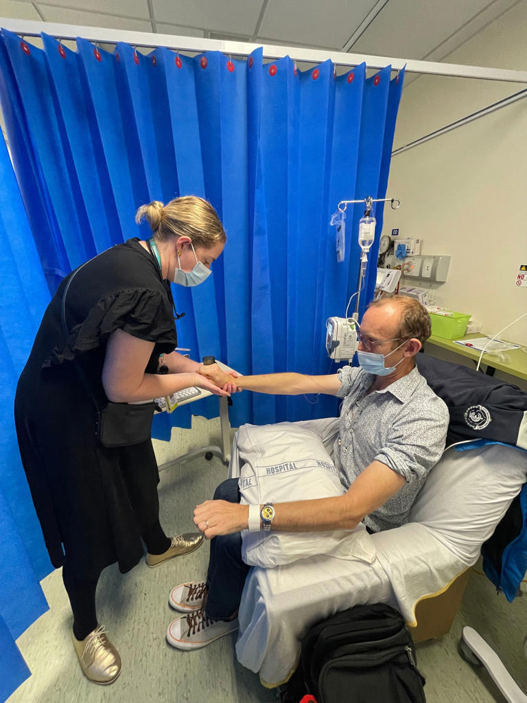 Active man diagnosed with rare disorder after he couldn’t give thumbs up
