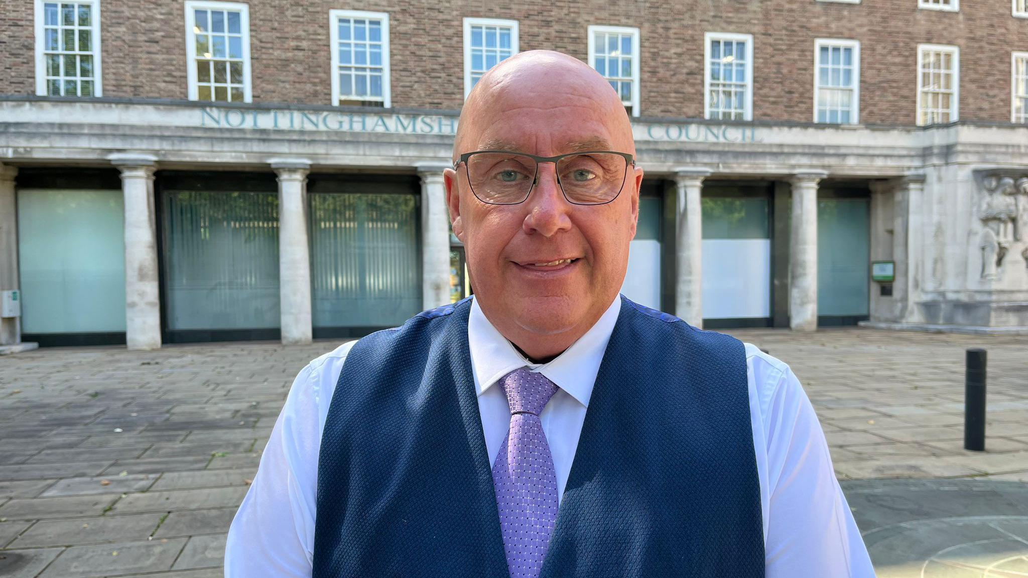 Reform council boss bans local newspaper's reporters