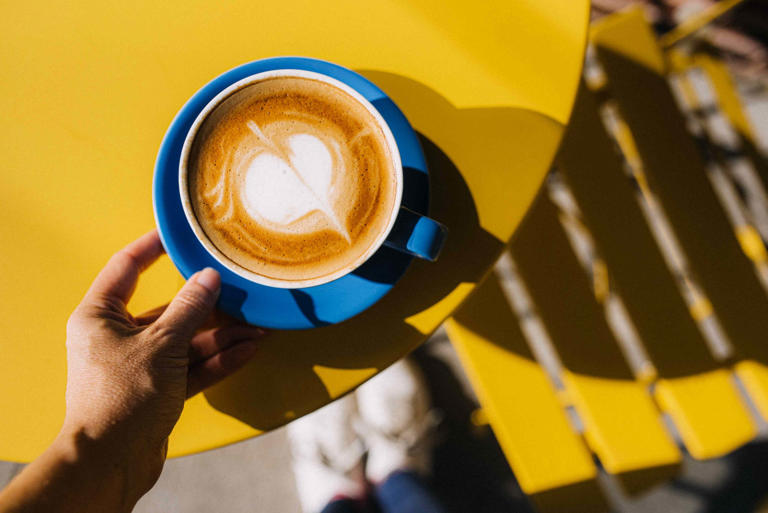 The Best Time to Drink Coffee for Energy, Digestion, and Sleep