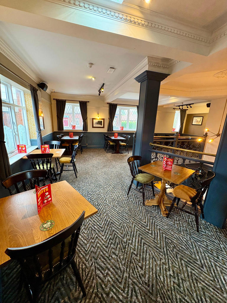 Popular Oldham pub re-opens after huge six-figure refurbishment - see ...