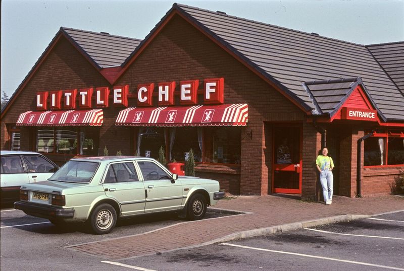Restaurant Chains Everyone Went To In The 80s And 90s