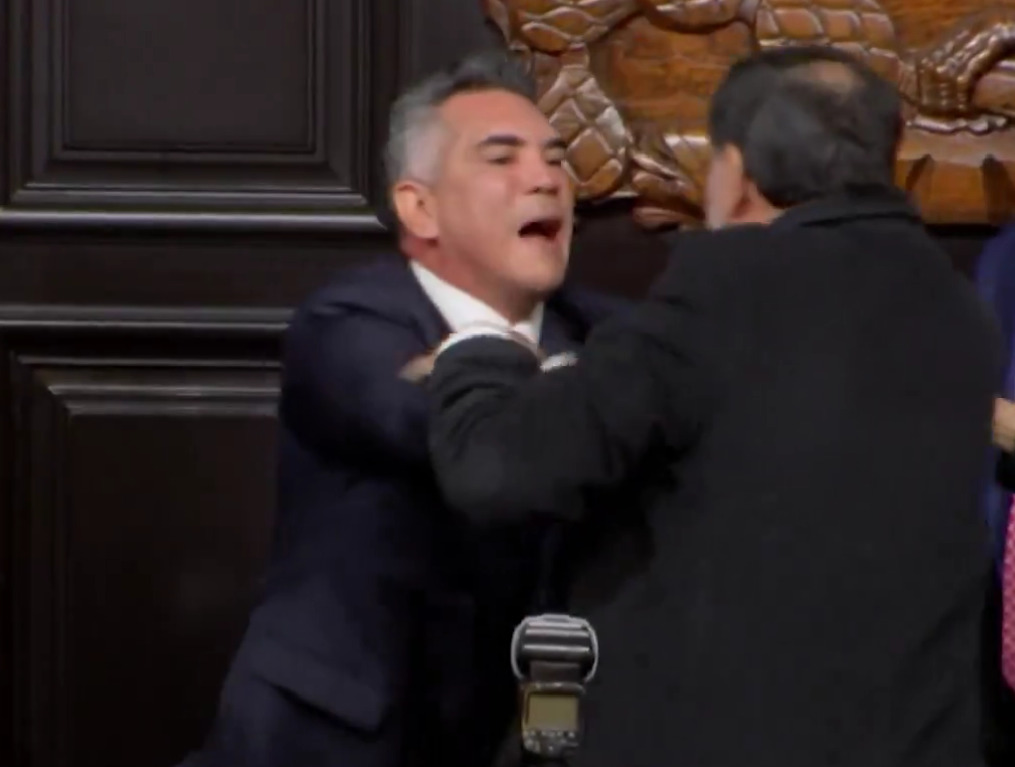 WATCH: Mexican Senators Fight In Congress During Debate Over U.S ...