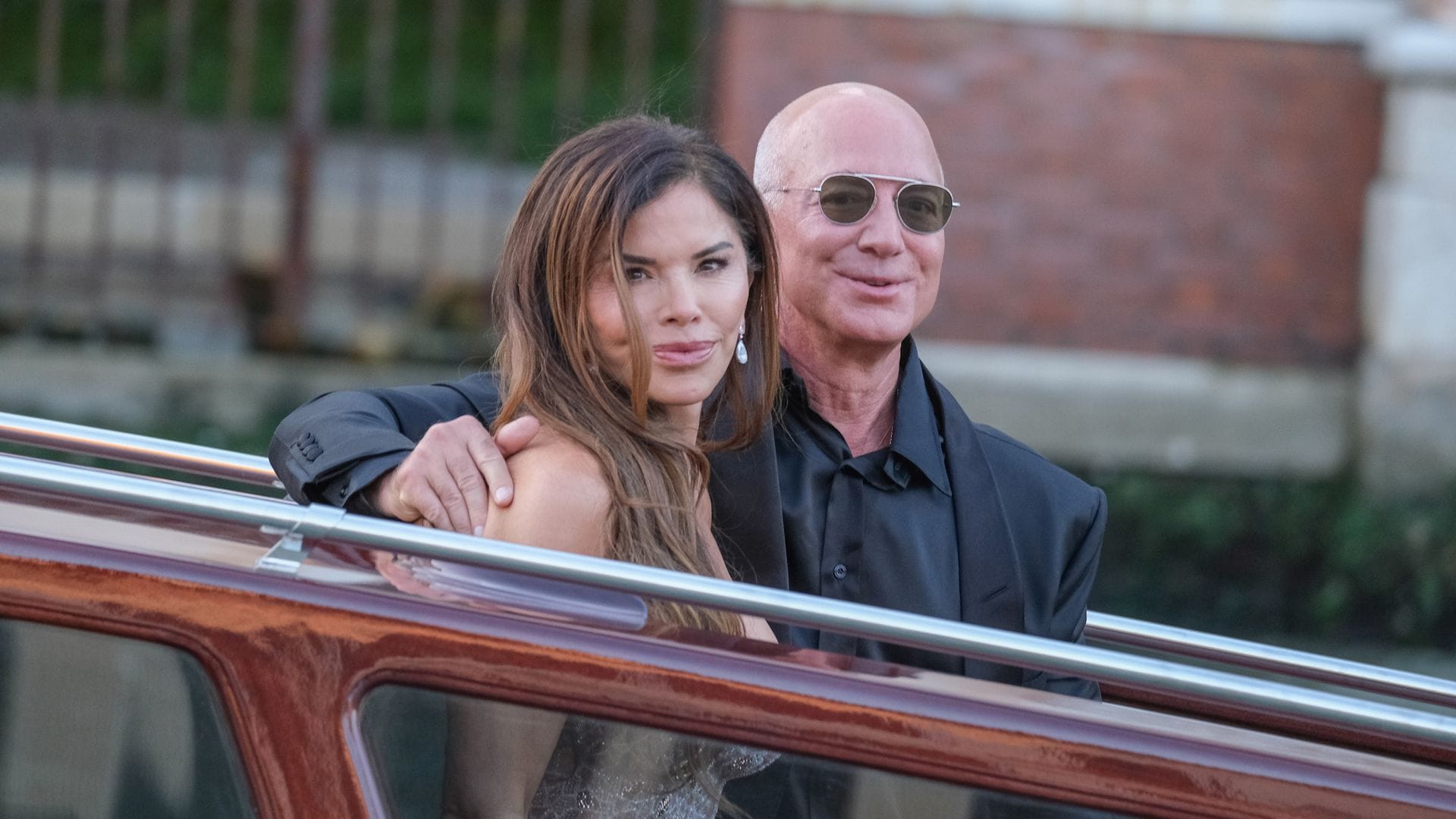 Jeff Bezos and Lauren Sanchez Bezos are in Mexico: What are the ...