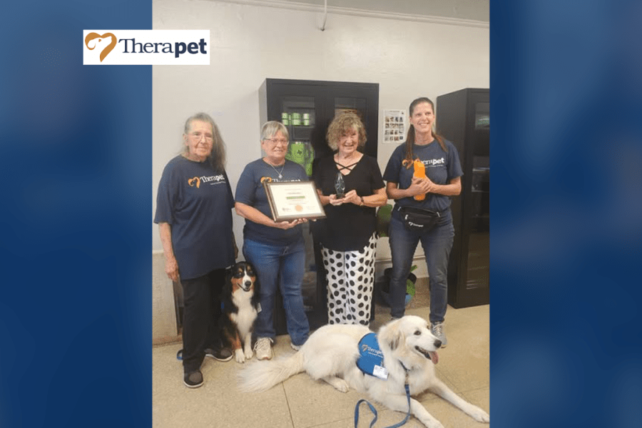 Therapet wins Volunteer of the Year Award at Rusk State Hospital