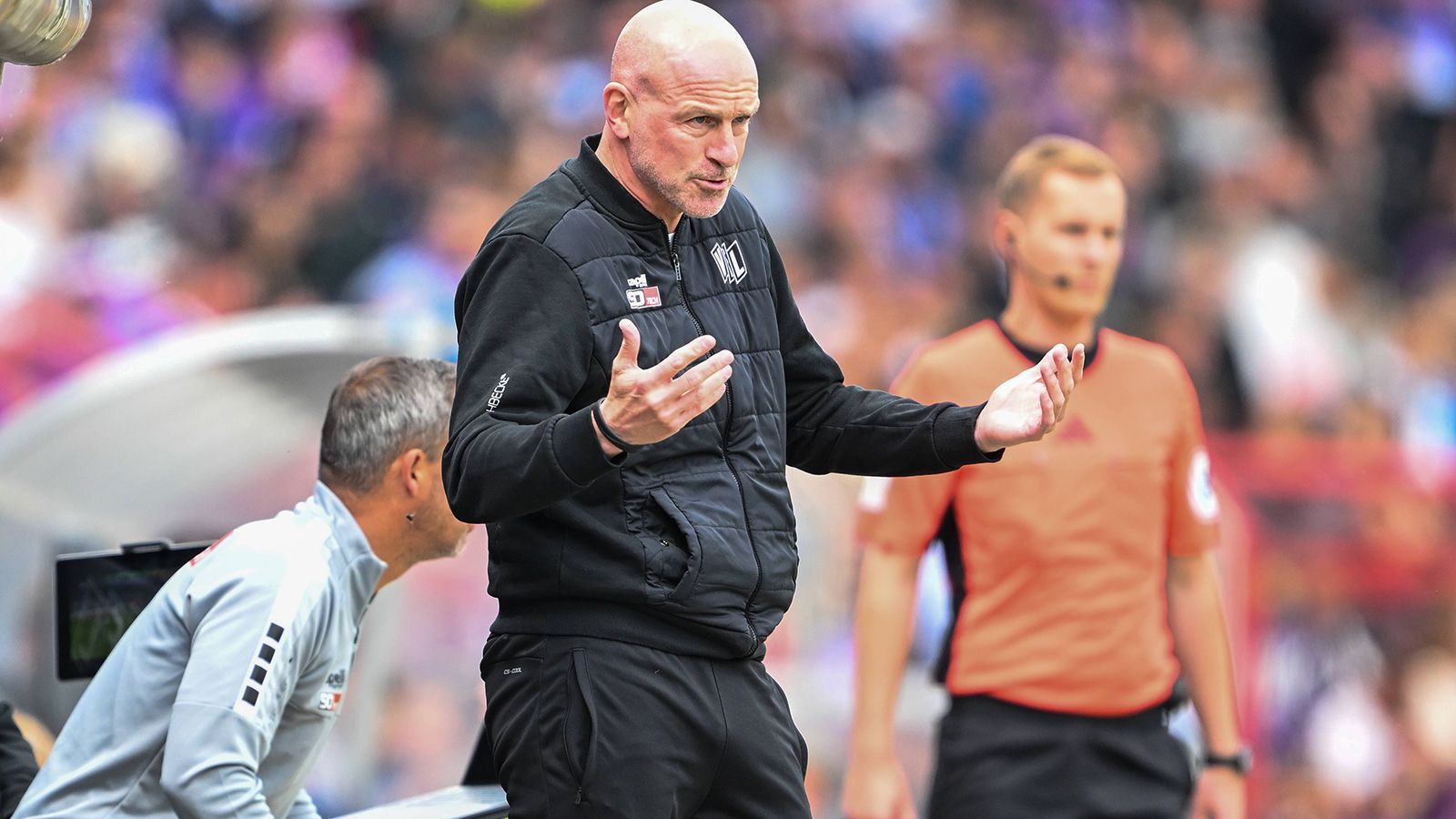 Lange Sperre nach versuchter Spielmanipulation: Deutscher Profi-Trainer ...