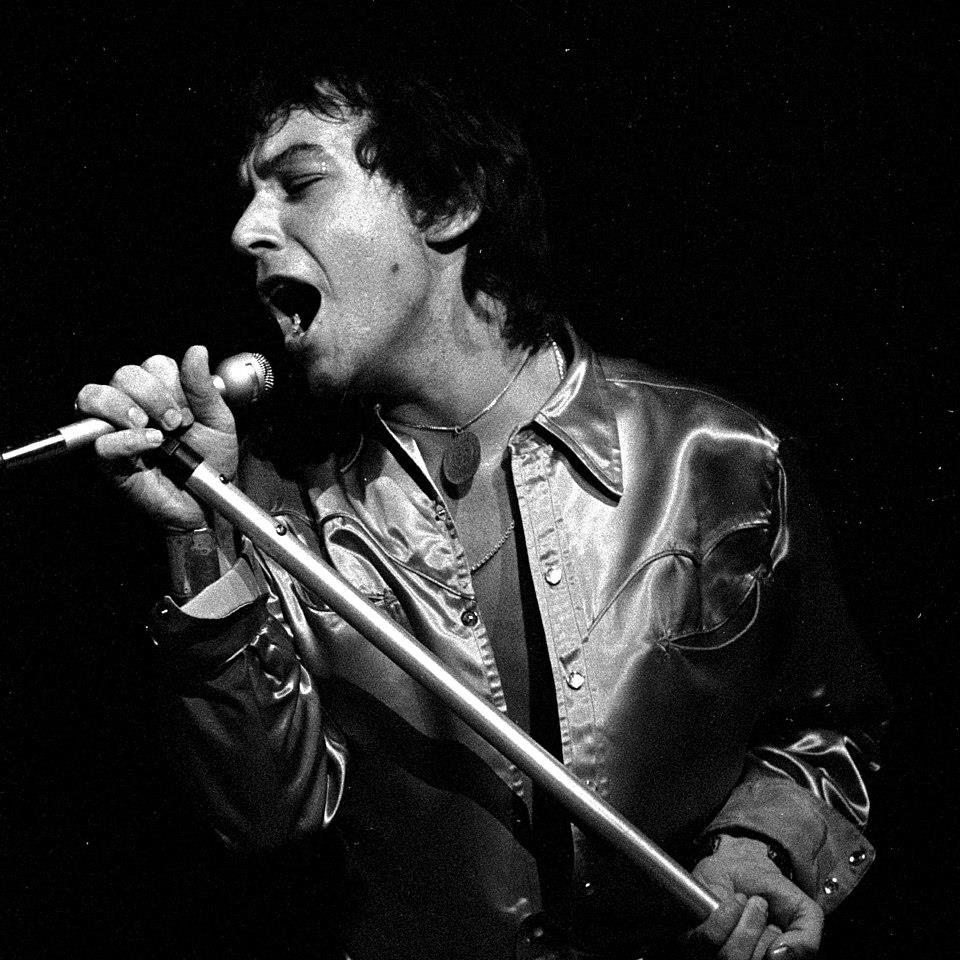 16 pop hits that were originally folk songs
