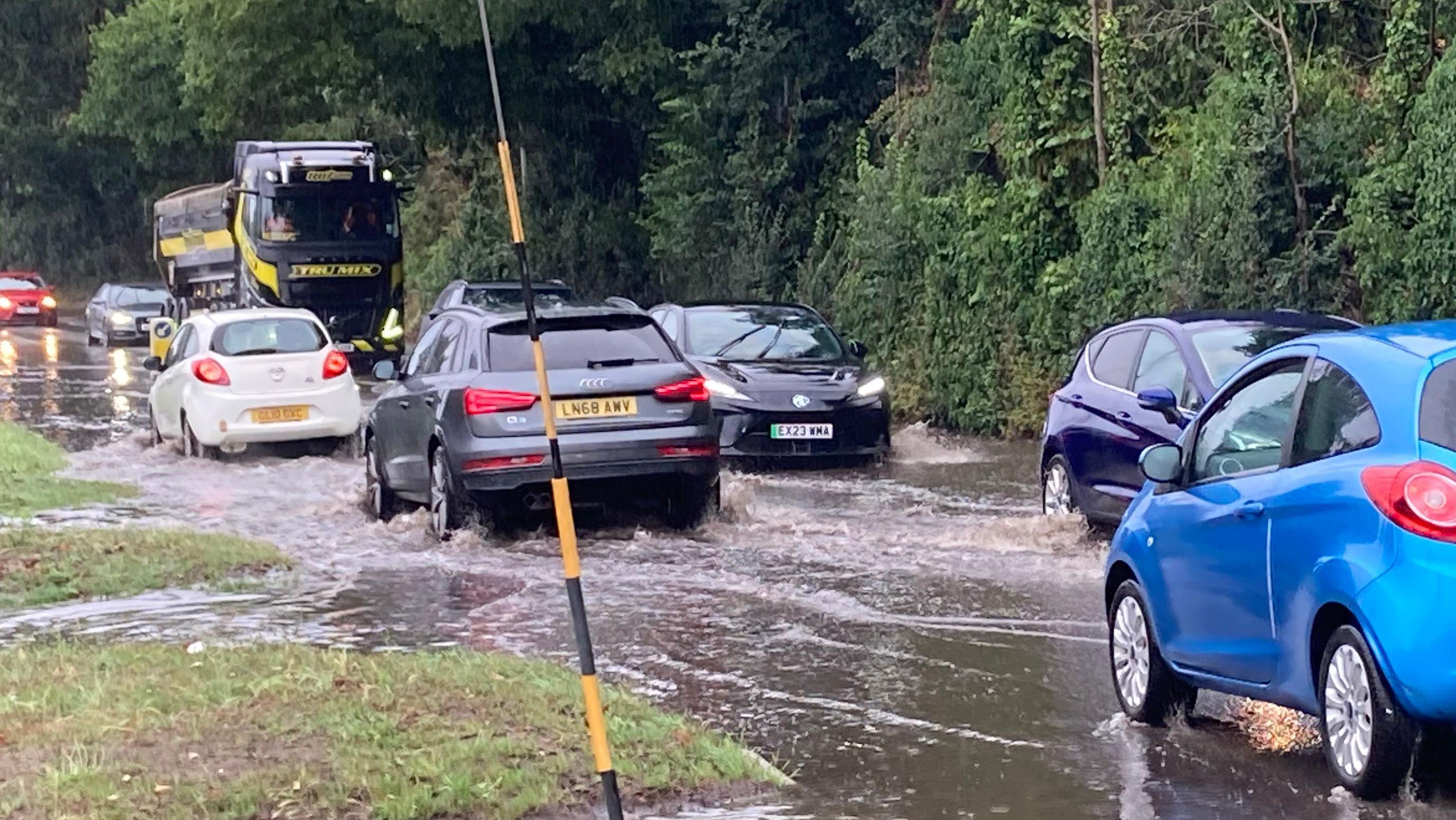 Met Office issues yellow warning for heavy rain