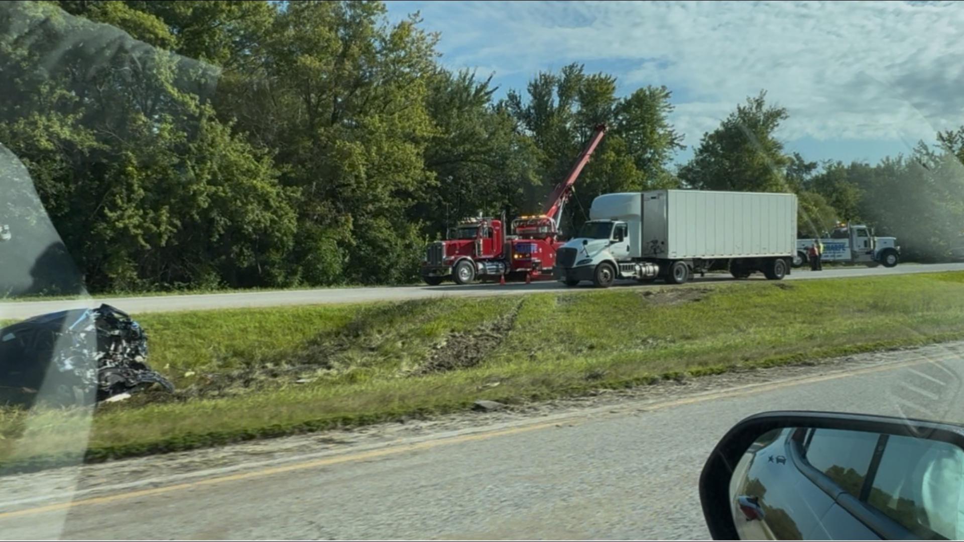 Semi, car overturn in I-74 crash in Henry County; minor injuries reported